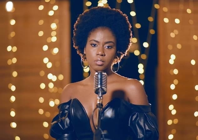 MzVee