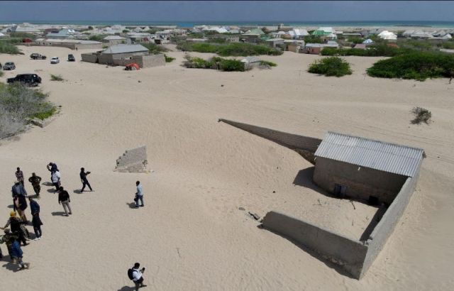 Sand is Overwhelming the Town of Hobyo in Central Somalia | africa.com