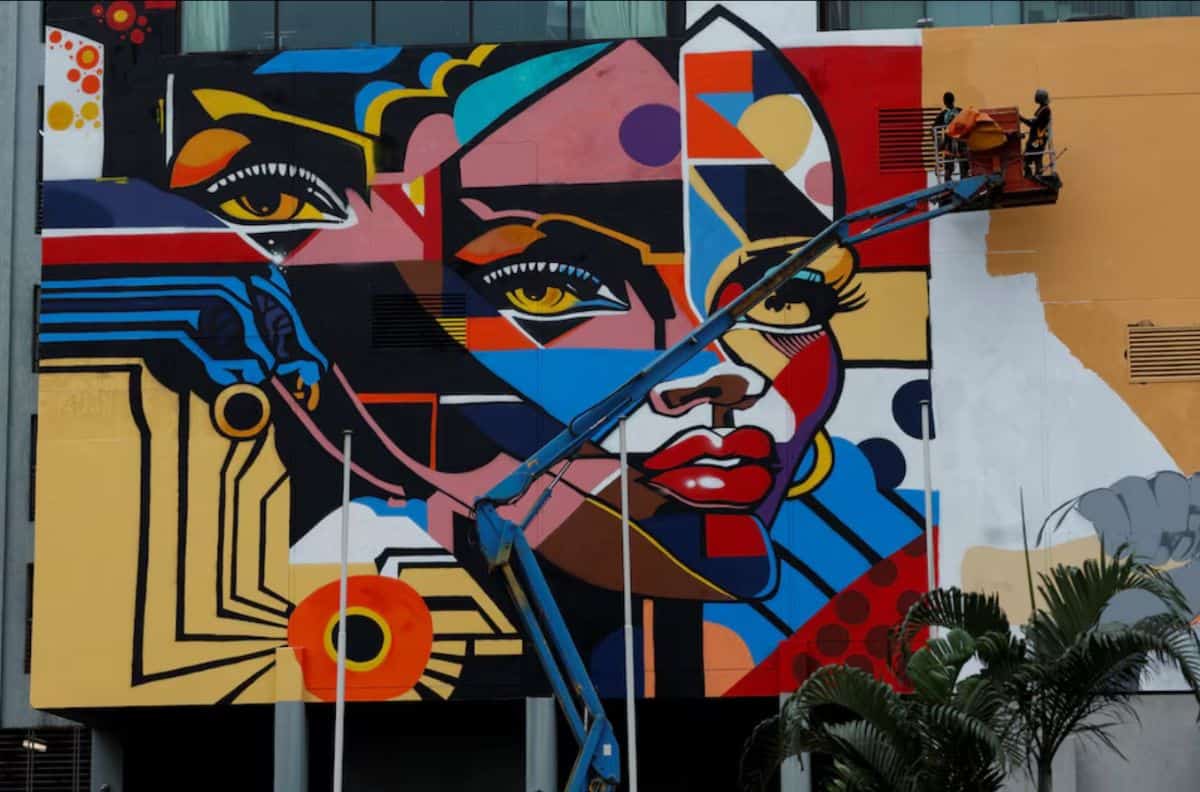 Abidjan’s Urban Landscape Transformed by Vibrant Graffiti Festival ...